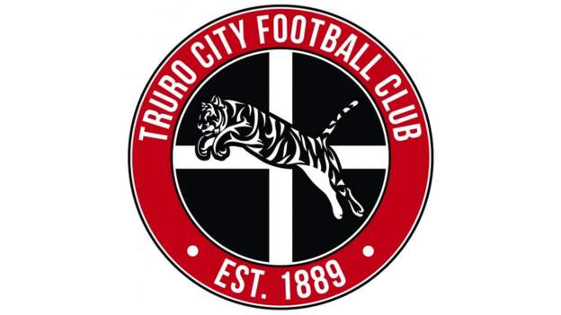 Erik Panzer: Truro City sign New Zealand and USA dual-national defender ...