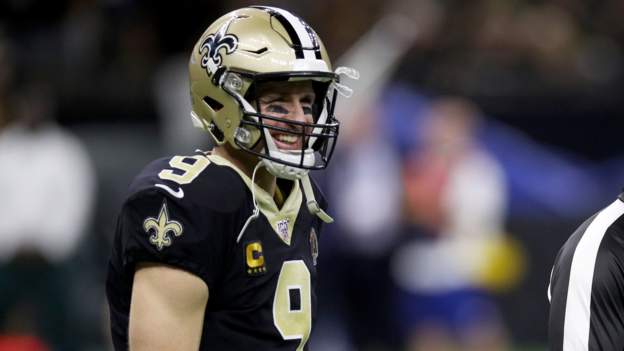 Drew Brees: New Orleans Saints quarterback sets two NFL records - BBC Sport