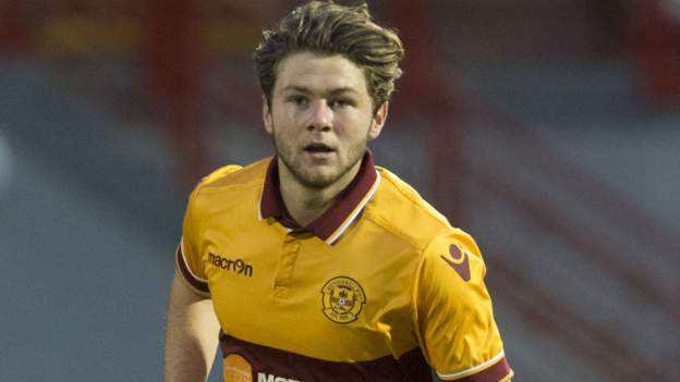 Dom Thomas: Kilmarnock sign midfielder from Motherwell - BBC Sport