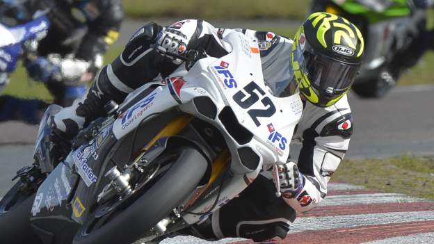 Irish Superbikes: Ryan Rainey clinches double at Kirkistown - BBC Sport