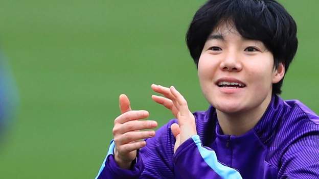 Lee Geum-min: Striker joins Brighton on loan from Manchester City - BBC ...