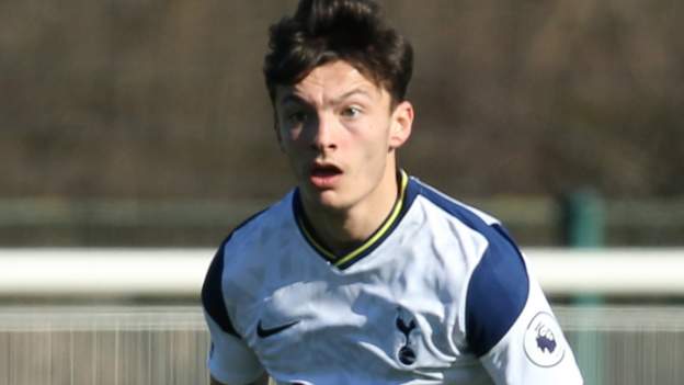 George Marsh: AFC Wimbledon sign former Tottenham Hotspur midfielder ...