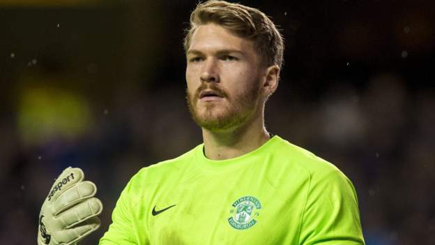 Hibernian: Mark Oxley in talks with Southend United - BBC Sport