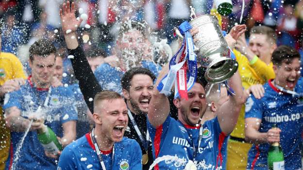 Irish Premiership: Who makes your team of the season? - BBC Sport
