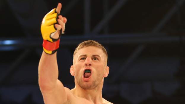 Oban Elliott aims to honour father’s memory as he fights for UFC dream ...