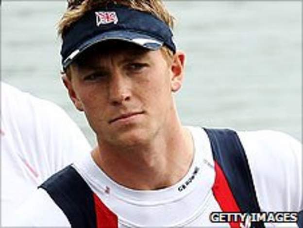 Tom James and Alex Gregory claim semi-final victory - BBC Sport