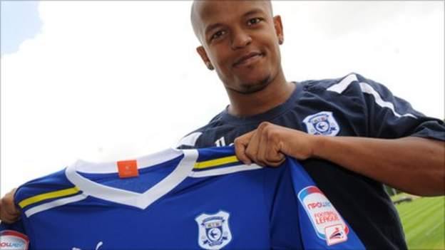 Robert Earnshaw delighted with Cardiff City return - BBC Sport