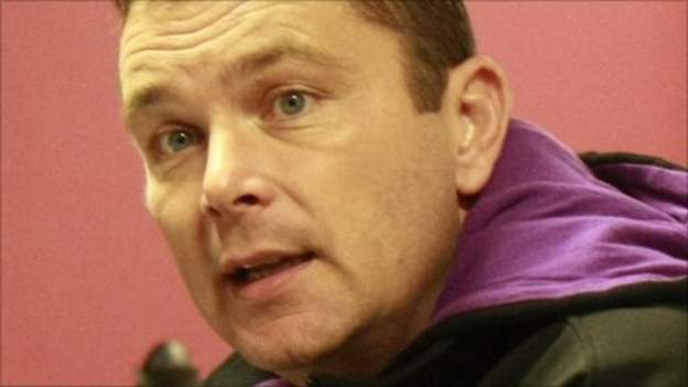 Sean Holley challenges Ospreys' young players - BBC Sport