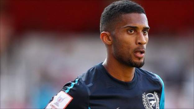 Arsenal defender Armand Traore joins QPR - BBC Sport