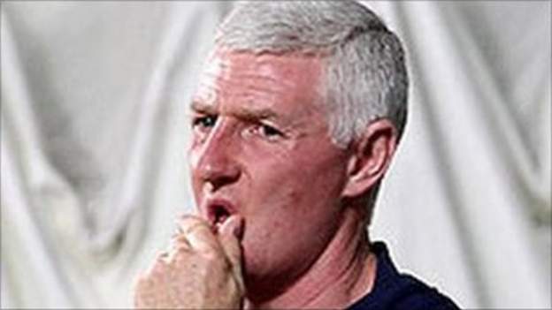 Nigel Worthington should go, says Lawrie Sanchez - BBC Sport