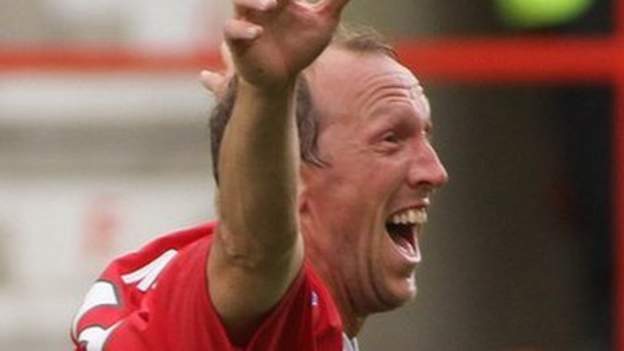 Wrexham appoint Andy Morrell as caretaker manager - BBC Sport