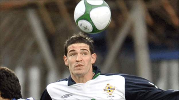 Lafferty and McCourt back for N Ireland qualifiers - BBC Sport