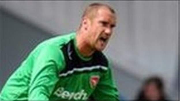 Morecambe's Barry Roche unfazed by Bristol Rovers loss - BBC Sport