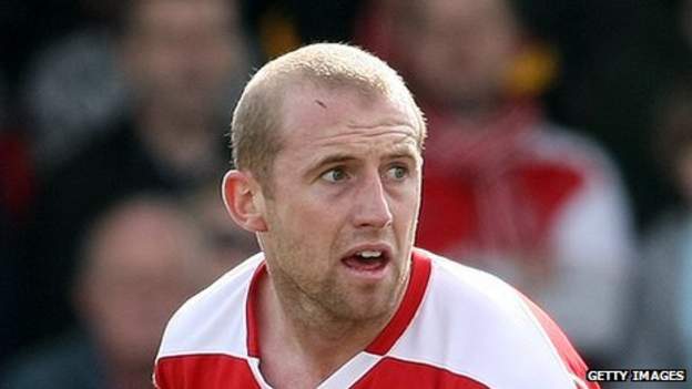 Stanley's Ian Craney gets all clear to start training - BBC Sport