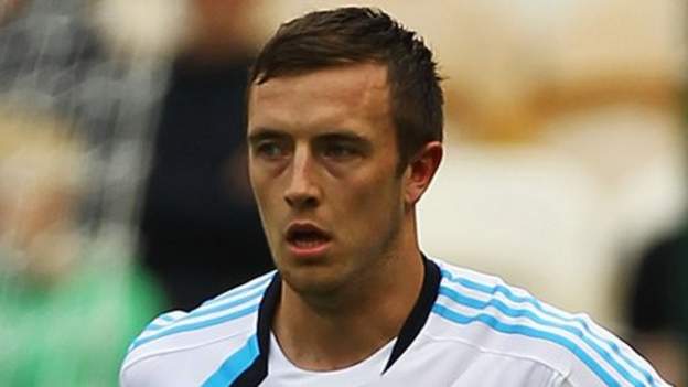 Blackpool sign Liverpool defender Danny Wilson - BBC Sport