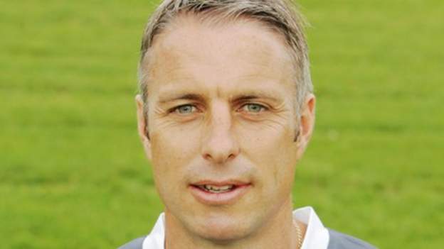 Chris Coleman confirms Kit Symons as part of Wales backroom staff - BBC ...