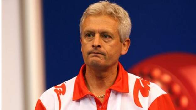 Andy Thomson wins third World Bowls Championship - BBC Sport