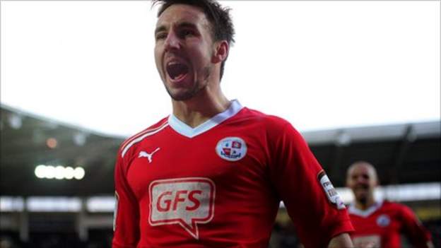 AFC Bournemouth sign Crawley Town striker Matt Tubbs - BBC Sport