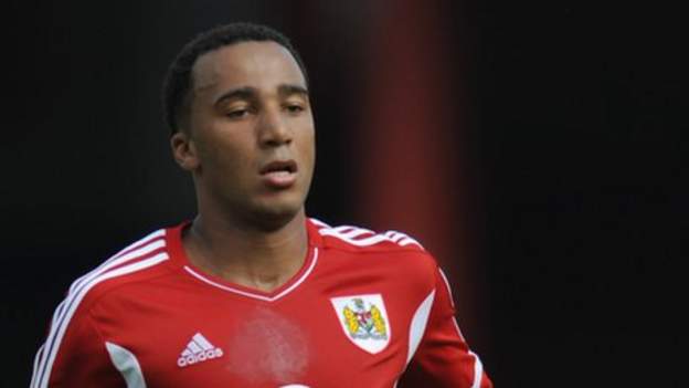 West Ham United sign Bristol City striker Nicky Maynard - BBC Sport