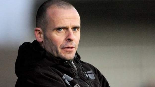 Rodney McAree steps down as Dungannon Swifts manager - BBC Sport