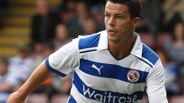 Reading defender Ian Harte hopes to win new deal - BBC Sport