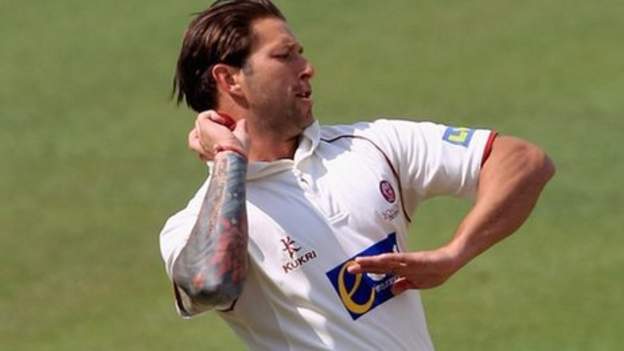 Peter Trego excels for Somerset between rain intervals - BBC Sport