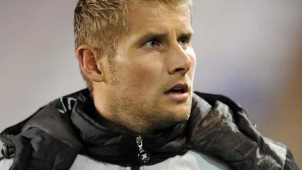 Birmingham City's Dave Watson appointed to Roy Hodgson's staff - BBC Sport