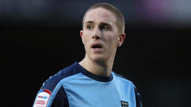Shrewsbury Town sign Asa Hall from Oxford United - BBC Sport