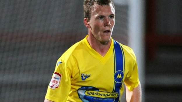 Mark Ellis joins Crewe Alexandra from Torquay United - BBC Sport
