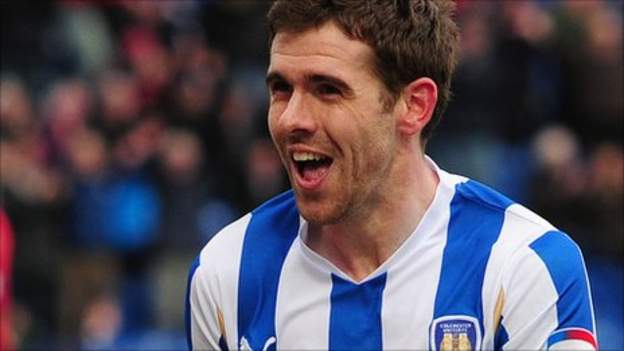 Fleetwood Town's Steven Gillespie eyes promotion from League Two - BBC ...