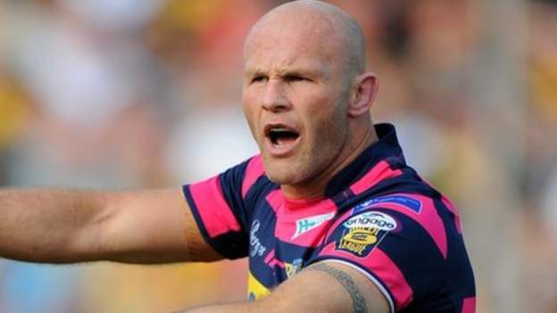 Leeds Rhinos legend Keith Senior targeting union comeback - BBC Sport