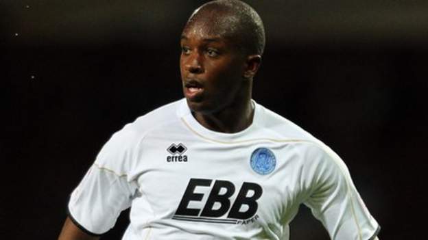 Southend United sign Anthony Straker and Gavin Tomlin - BBC Sport