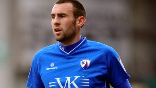 Jamie Lowry joins Plymouth Argyle after Chesterfield departure - BBC Sport