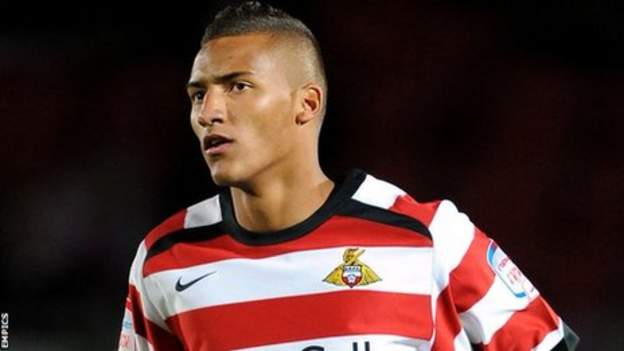 Reece Brown feels patience needed at Manchester United - BBC Sport