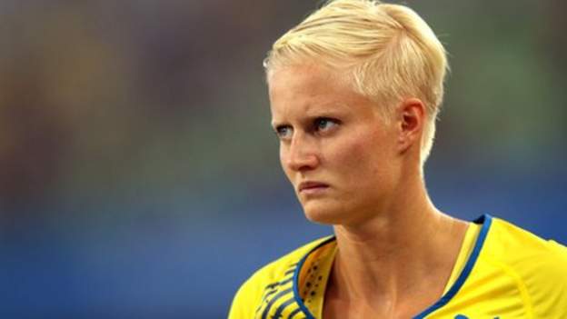 London 2012: Carolina Kluft to miss Olympics with injury - BBC Sport