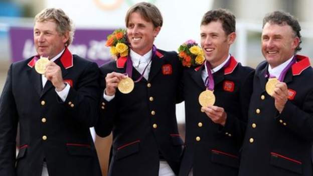 Olympics equestrian: Great Britain win showjumping gold - BBC Sport
