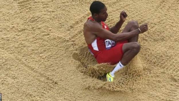 Olympics triple jump: Christian Taylor leaps to gold for USA - BBC Sport