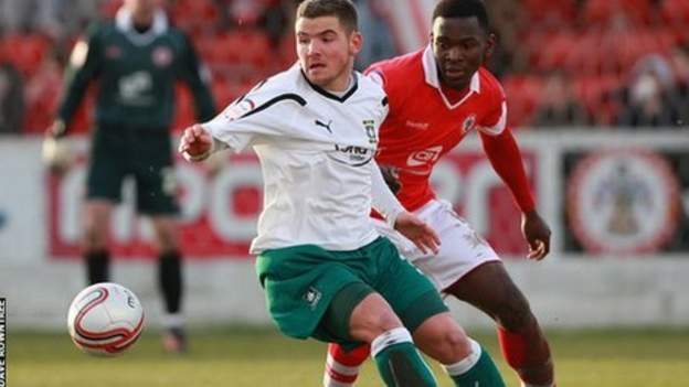 Plymouth Argyle re-sign Alex MacDonald on emergency loan - BBC Sport