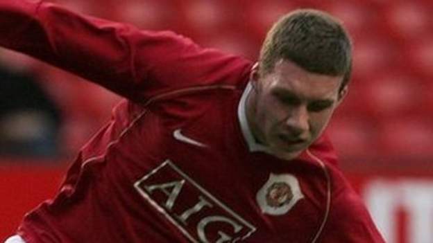 Hereford sign Forest Green Rovers striker Phil Marsh on loan - BBC Sport