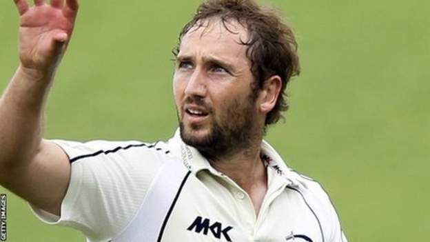 Steven Crook leaves Middlesex to re-join Northants - BBC Sport