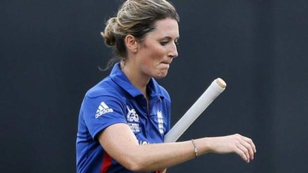 Women's World T20 cricket: Pundits on England's final defeat - BBC Sport