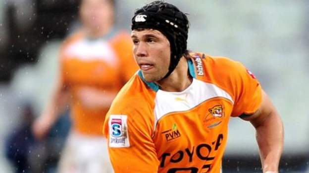 New signing Izak van der Westhuizen arrives in Edinburgh - BBC Sport