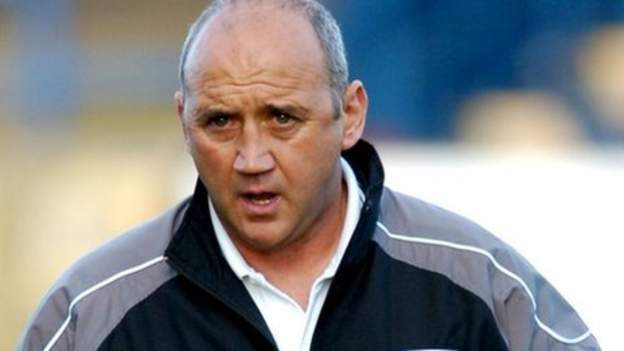 Richard Money 'surprised' by Cambridge United criticism - BBC Sport