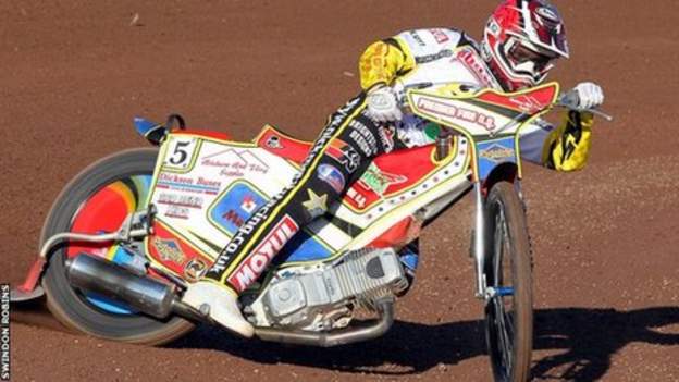 Speedway: Swindon Robins opt to release Simon Stead - BBC Sport