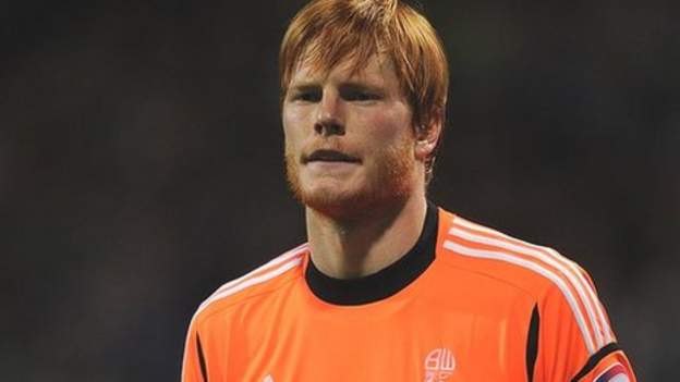 Bolton goalkeeper Adam Bogdan signs new contract - BBC Sport
