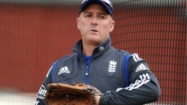 India v England: Graham Thorpe on how to play spin - BBC Sport