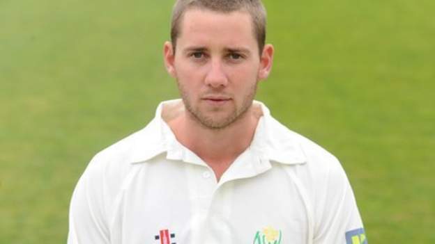 Chris Cooke handed new Glamorgan contract - BBC Sport