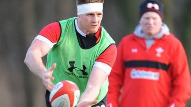 Six Nations 2013: Andrew Coombs loses sleep but gains Wales cap - BBC Sport