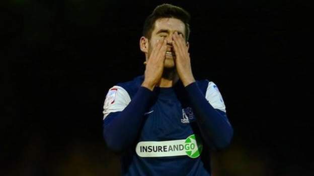 Southend United: Michael Timlin to miss rest of season - BBC Sport