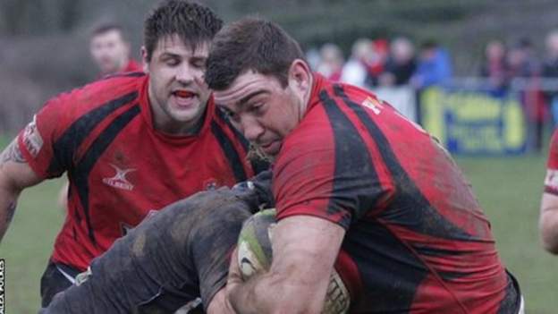 Redruth aim for promotion despite financial problems - BBC Sport
